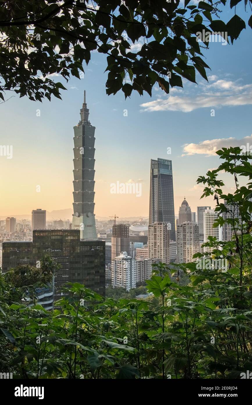 Taipei 101 skyscraper from Elephant Hill, Taipei, Taiwan Stock Photo ...