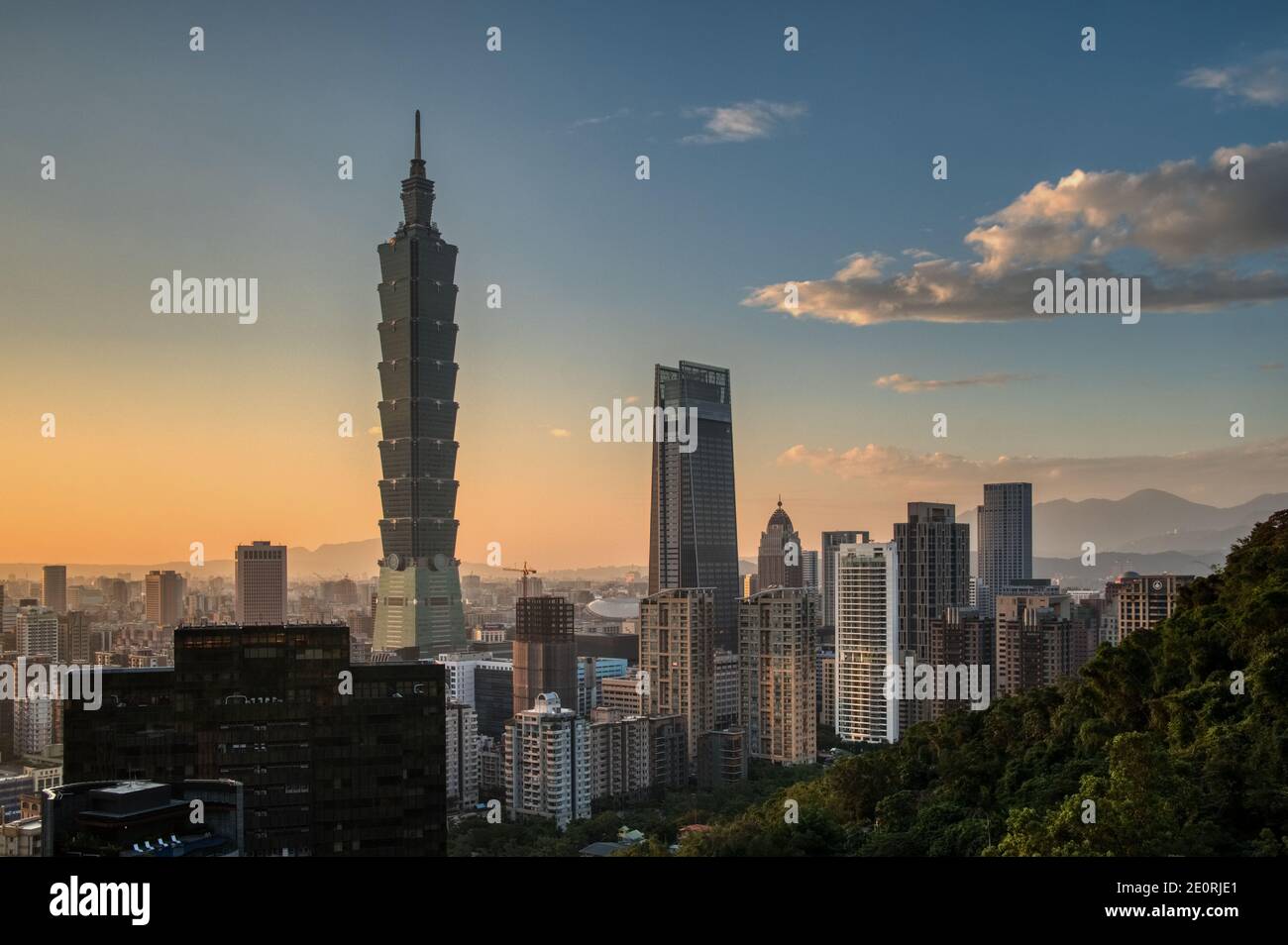 Taipei 101 skyscraper from Elephant Hill, Taipei, Taiwan Stock Photo ...