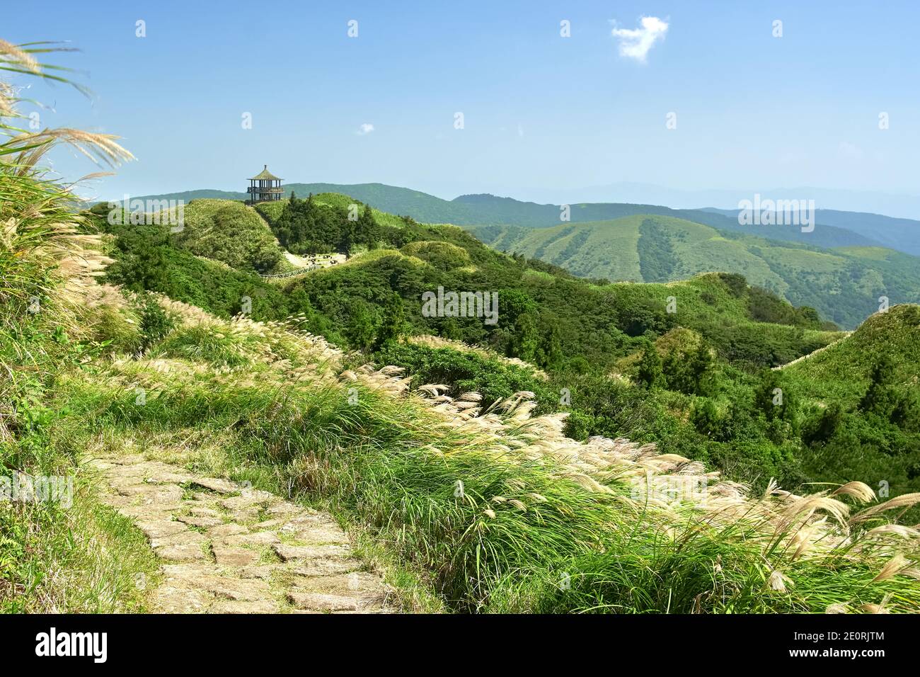 Mt qixing trail hi-res stock photography and images - Alamy