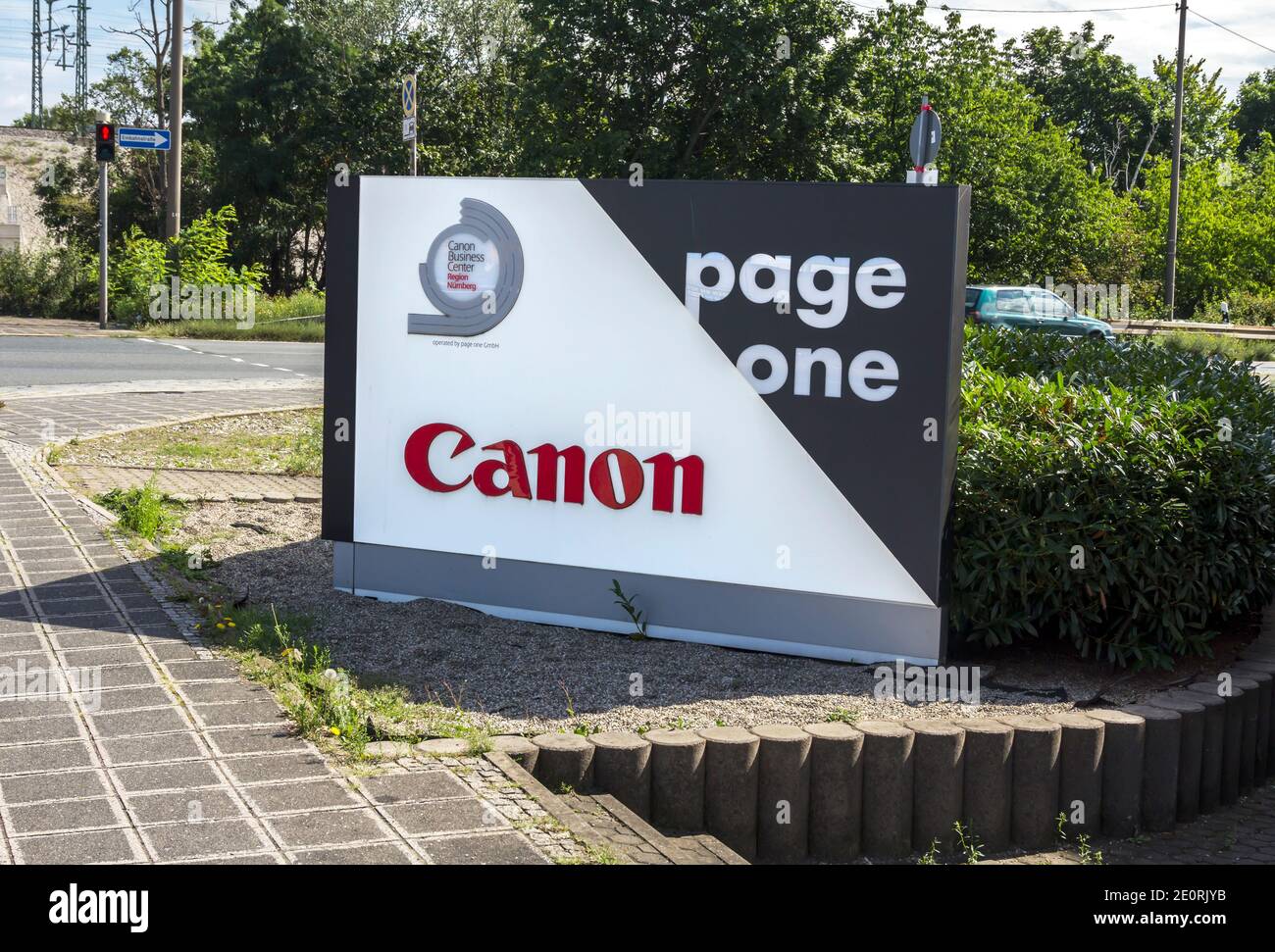 Canon logo icon hi-res stock photography and images - Alamy