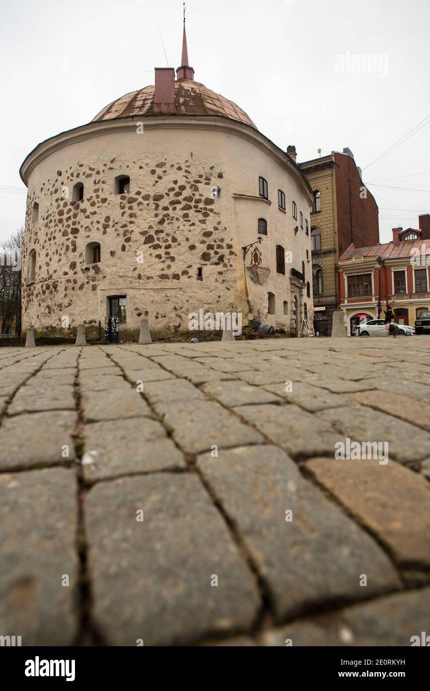 Medieval round tower hi-res stock photography and images - Alamy