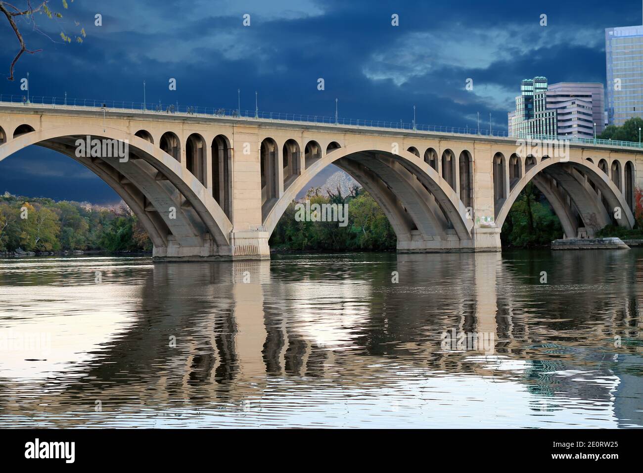 Georgetown Bridge, Washington DC over the Potomac River Stock Photo - Alamy