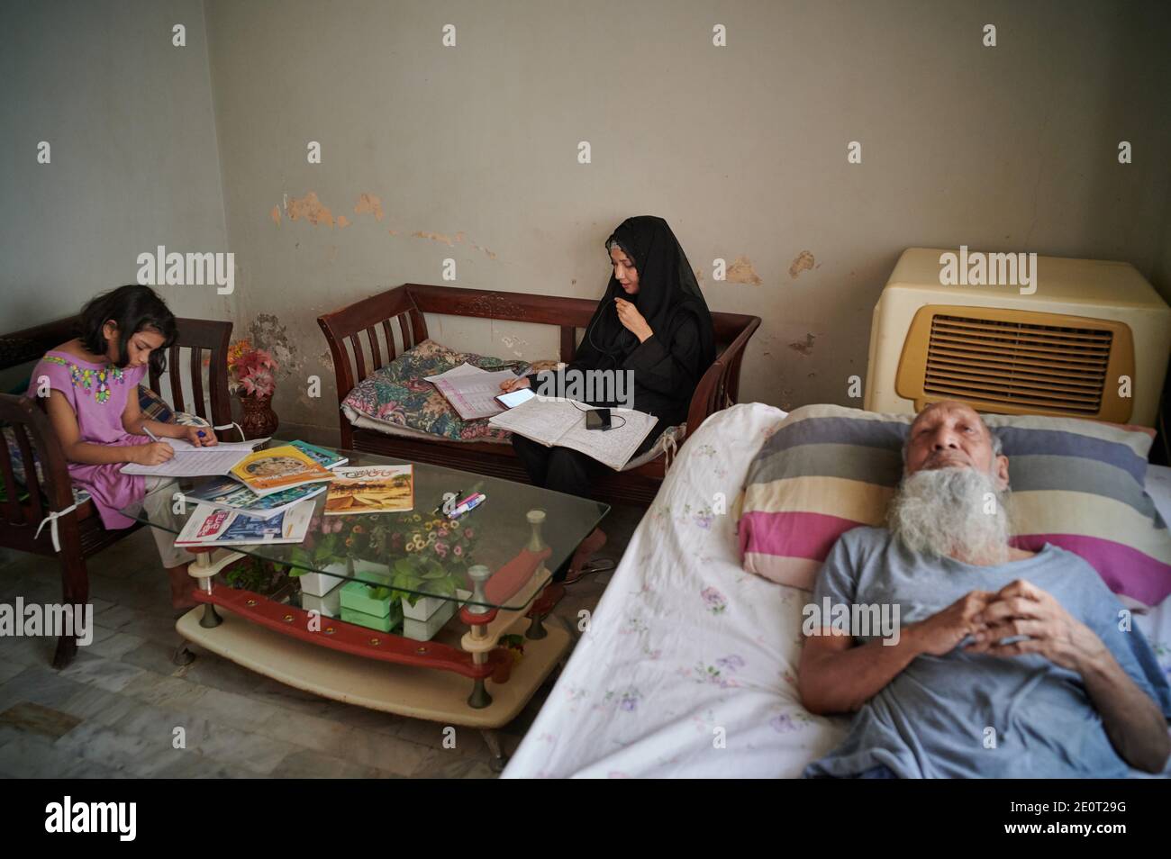 Poor facilities hi-res stock photography and images - Alamy