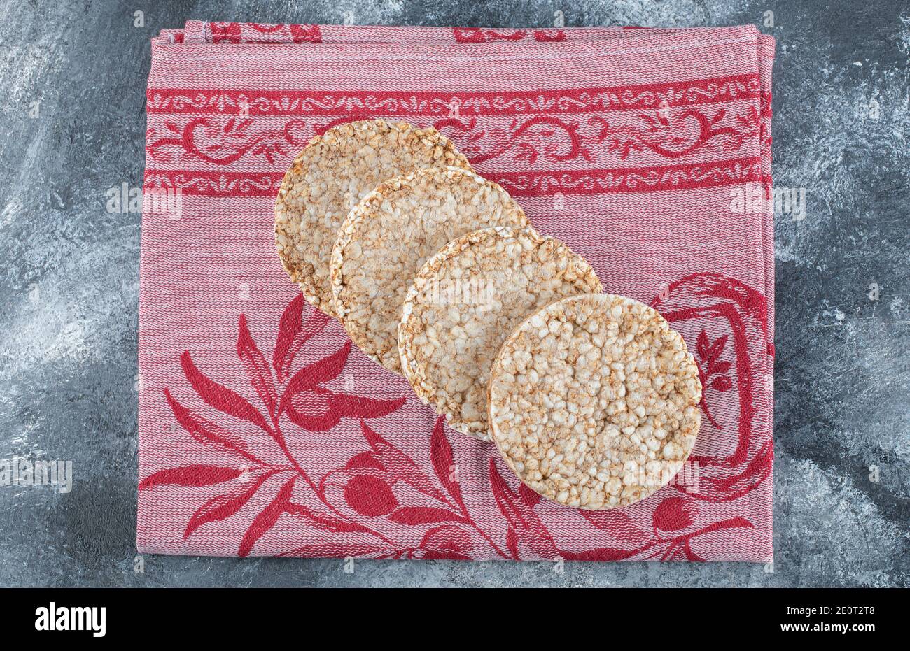 Round crispbread hi-res stock photography and images - Alamy