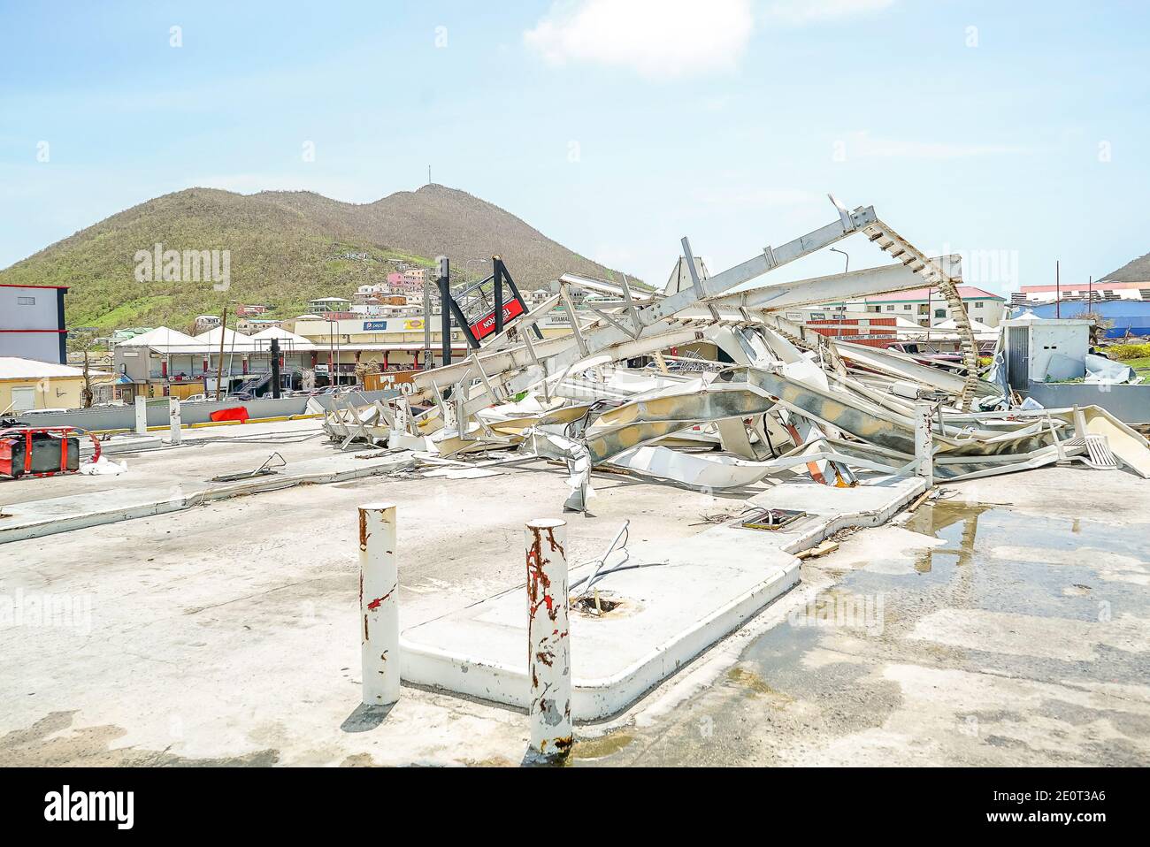 Cyclone damage pacific islands hi-res stock photography and images - Alamy