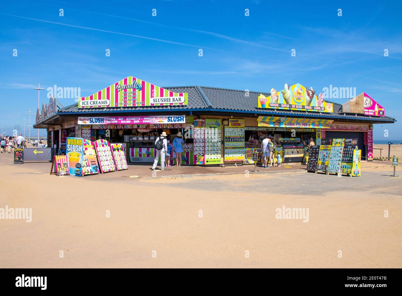 Slush bar hi-res stock photography and images - Alamy