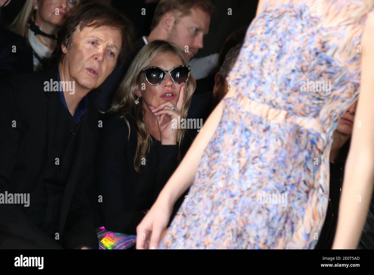 Paul mccartney front hi-res stock photography and images - Alamy