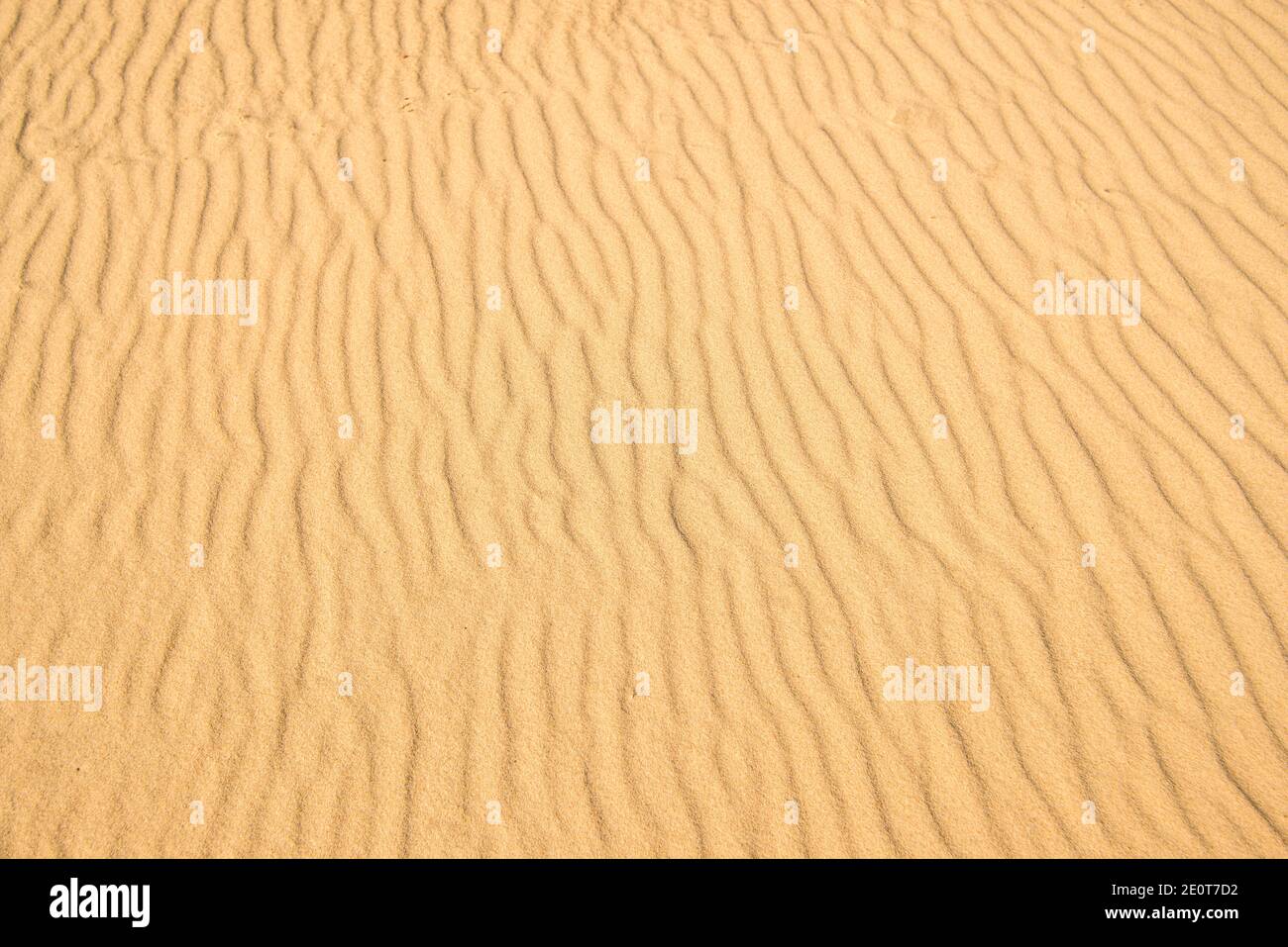 Wave patterns in sand hi-res stock photography and images - Alamy