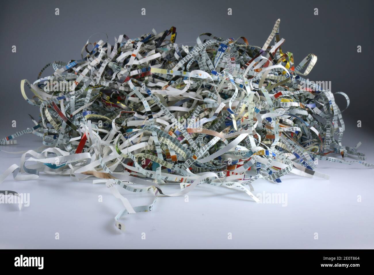 Newspaper packaging hi-res stock photography and images - Alamy