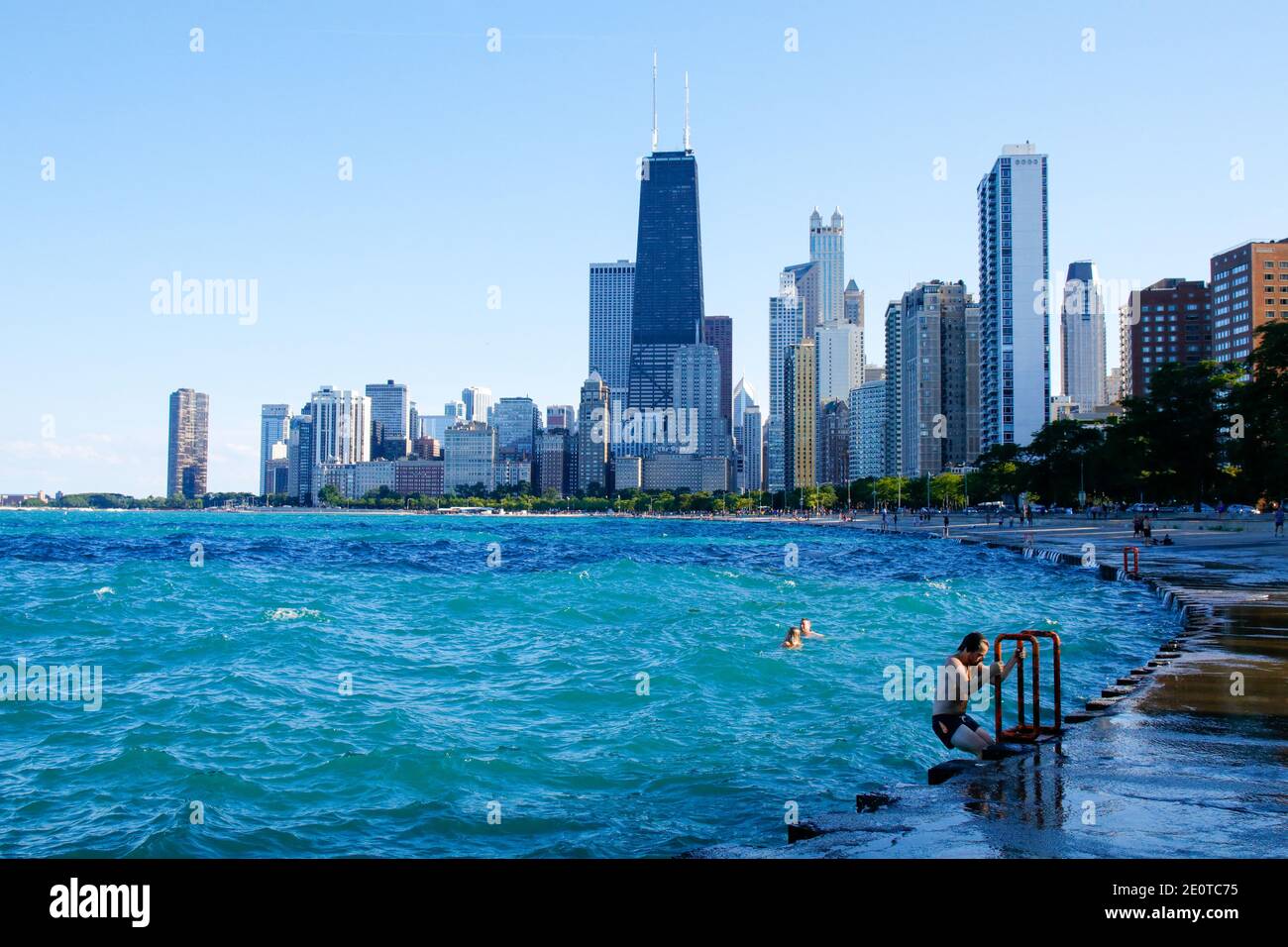 Chicago lakefront near North Avenue Beach Stock Photo - Alamy