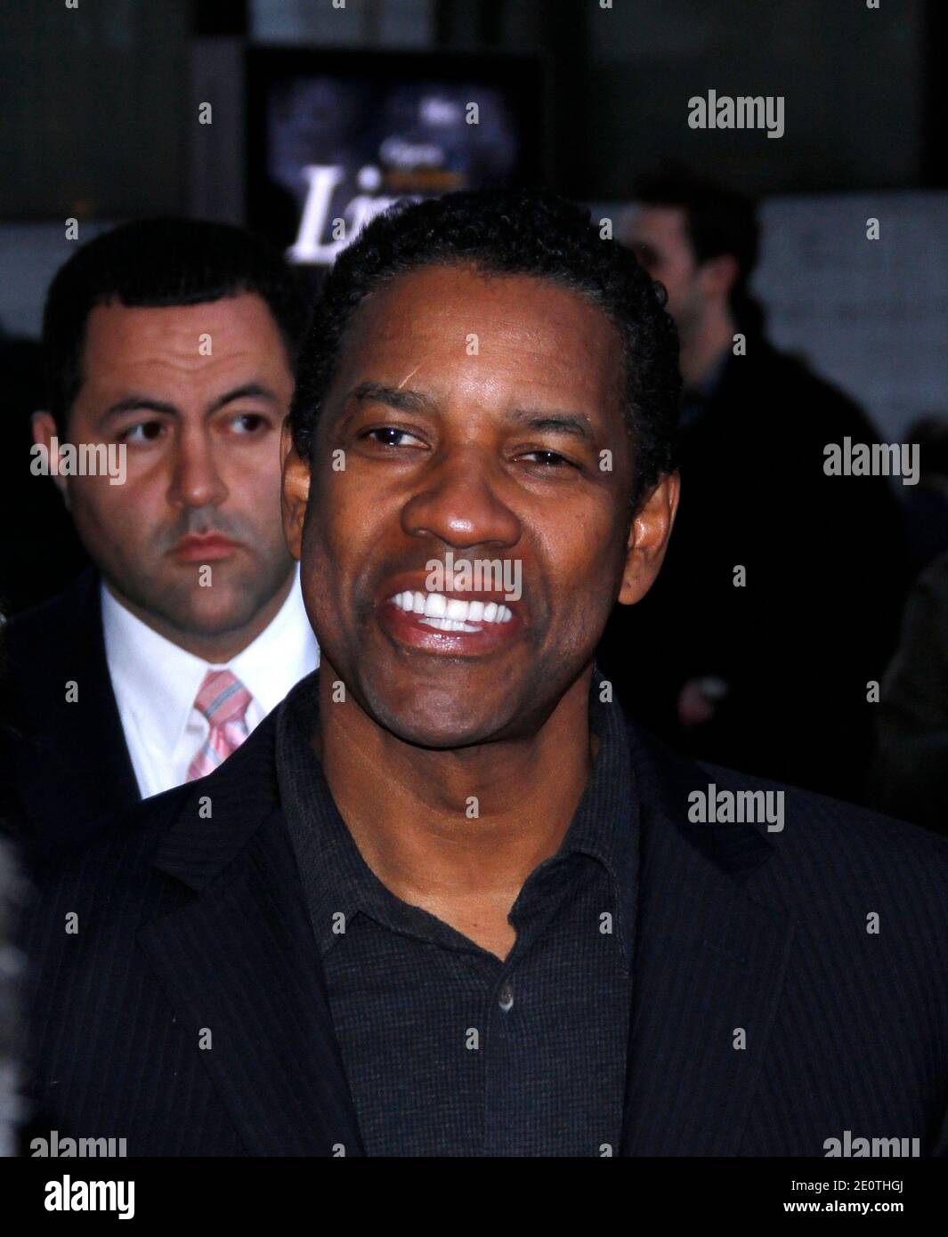 Don cheadle and denzel hi-res stock photography and images - Alamy