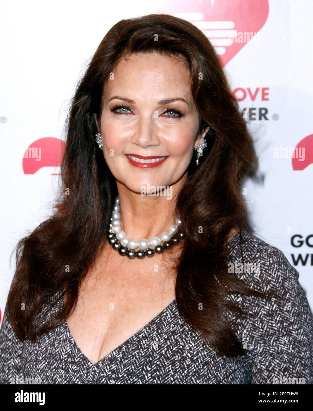 Lynda Carter attends the God's Love We Deliver 2012 Golden Heart Awards ...