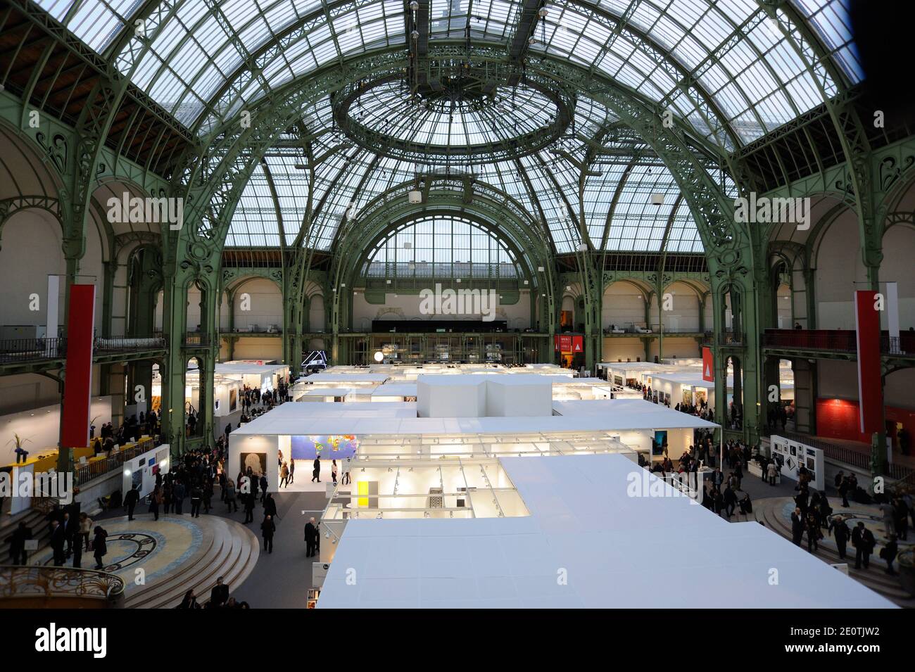 Atmosphere at FIAC 2012 International Contemporary Art Fair opening ...