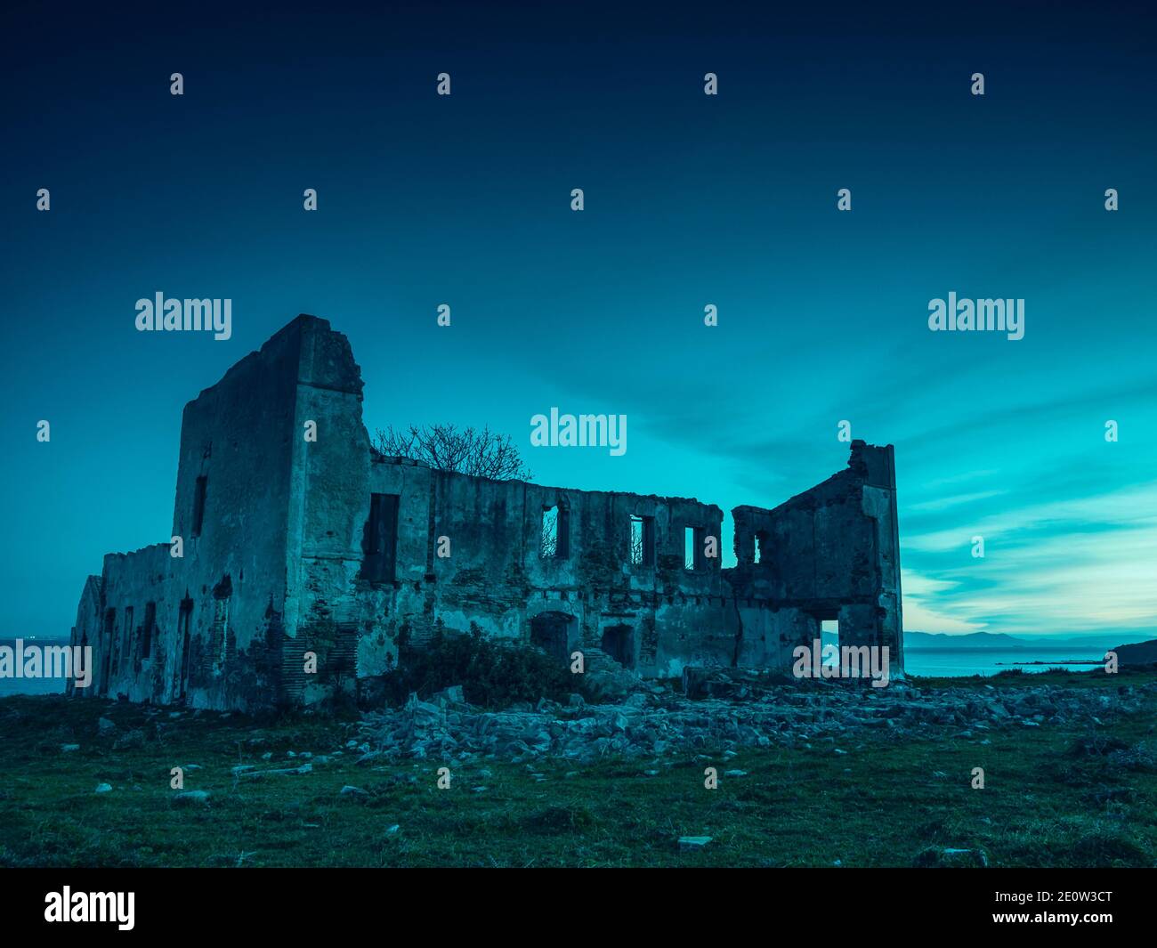 Spooky Ruin Of An Abandoned House On The Seaside Stock Photo - Alamy