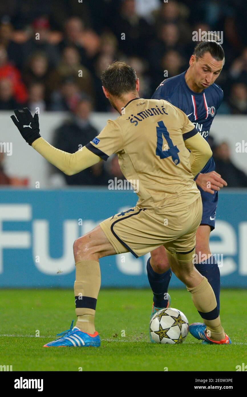 Parc des princes josip simunic hi-res stock photography and images - Alamy