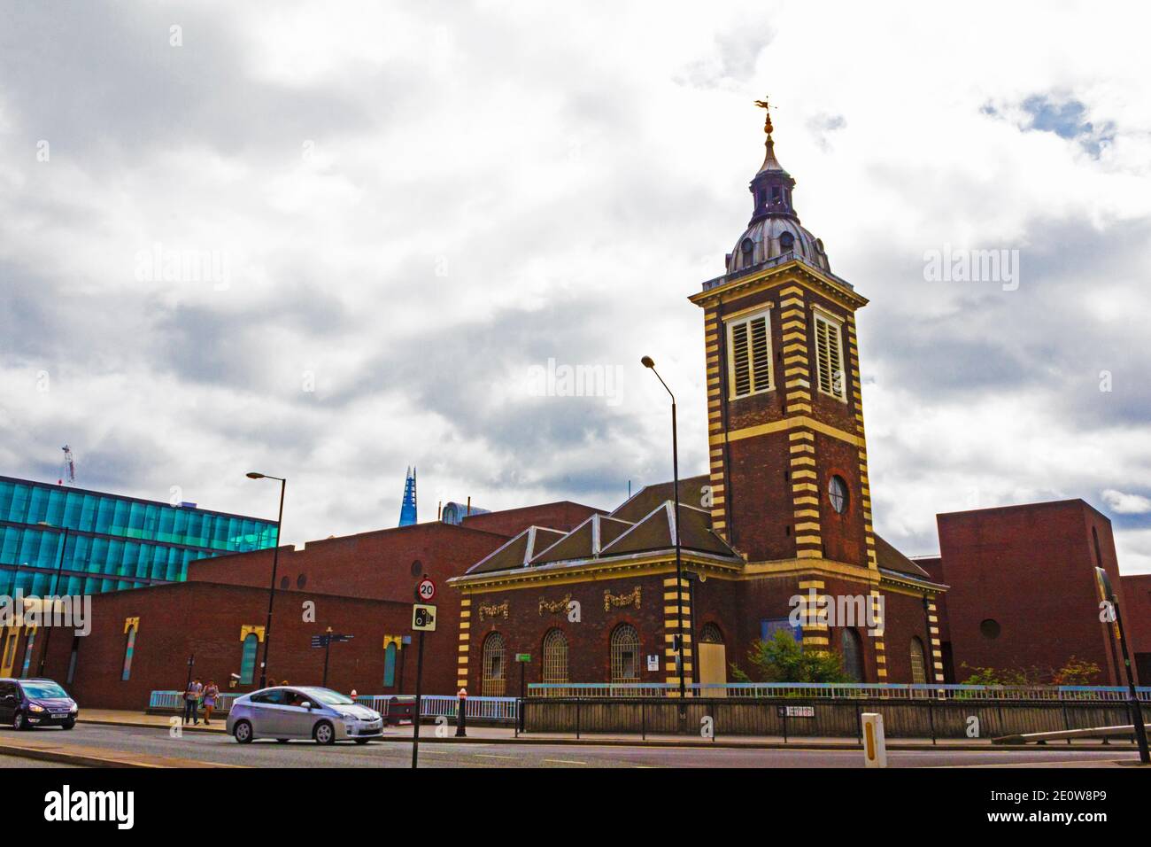 St. Benet Welsh Church Paul's Wharf building in the City of London ...