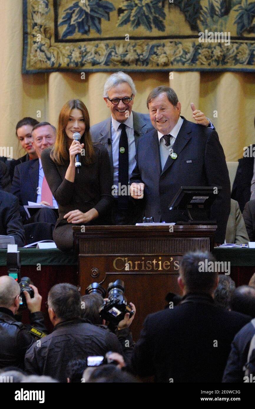 Discours de vente hi-res stock photography and images - Alamy