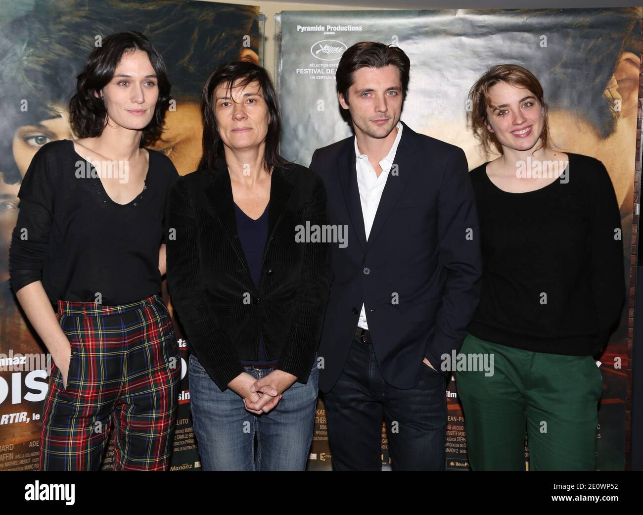 Catherine corsini raphael personnaz hi-res stock photography and images ...