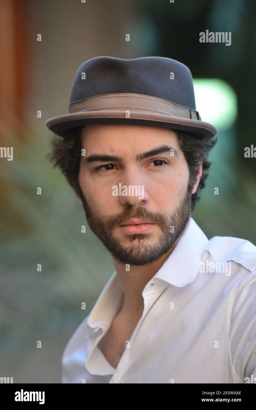 Tahar rahim poses hi-res stock photography and images - Alamy