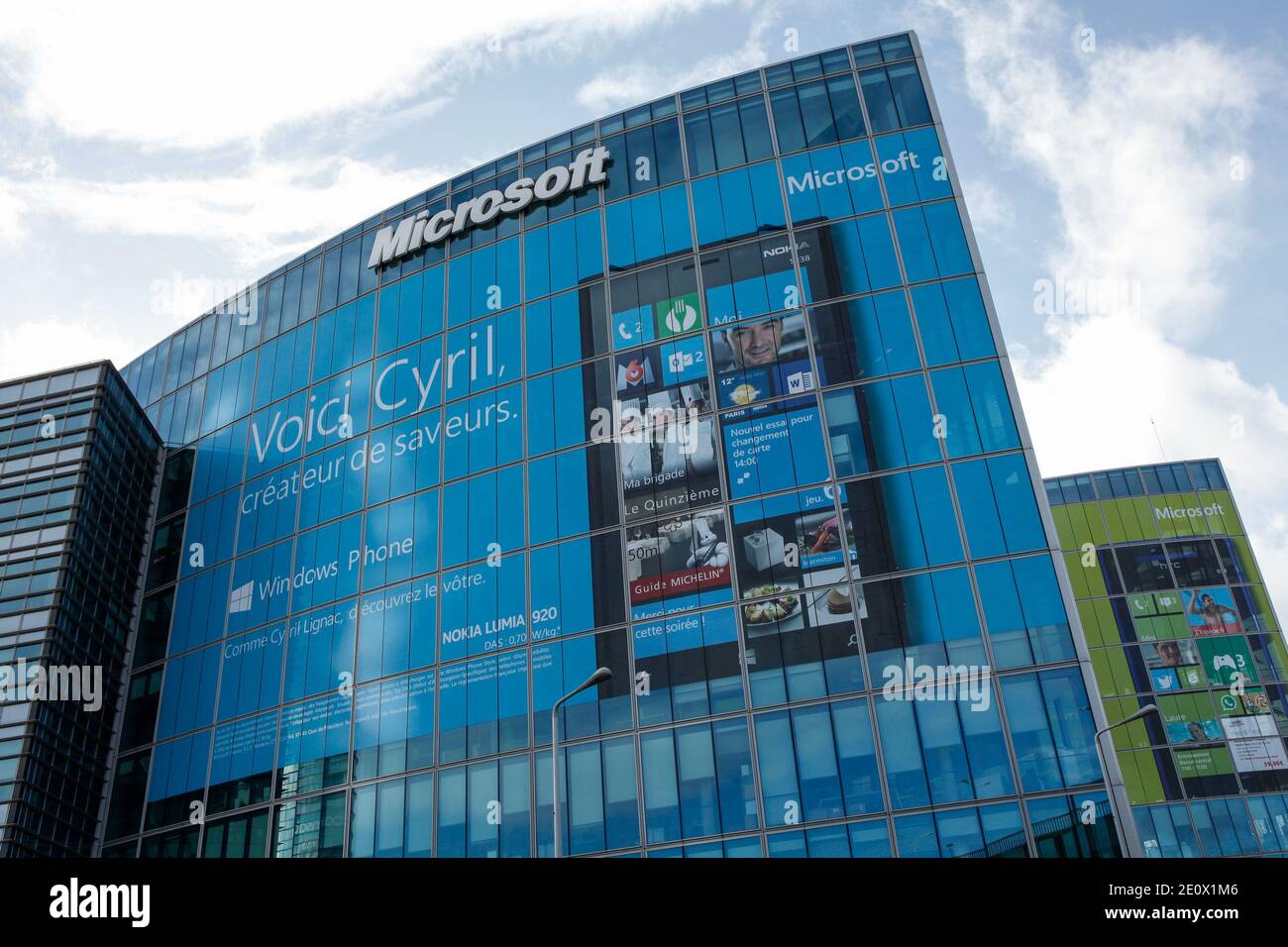 Microsoft headquarters paris hi-res stock photography and images - Alamy