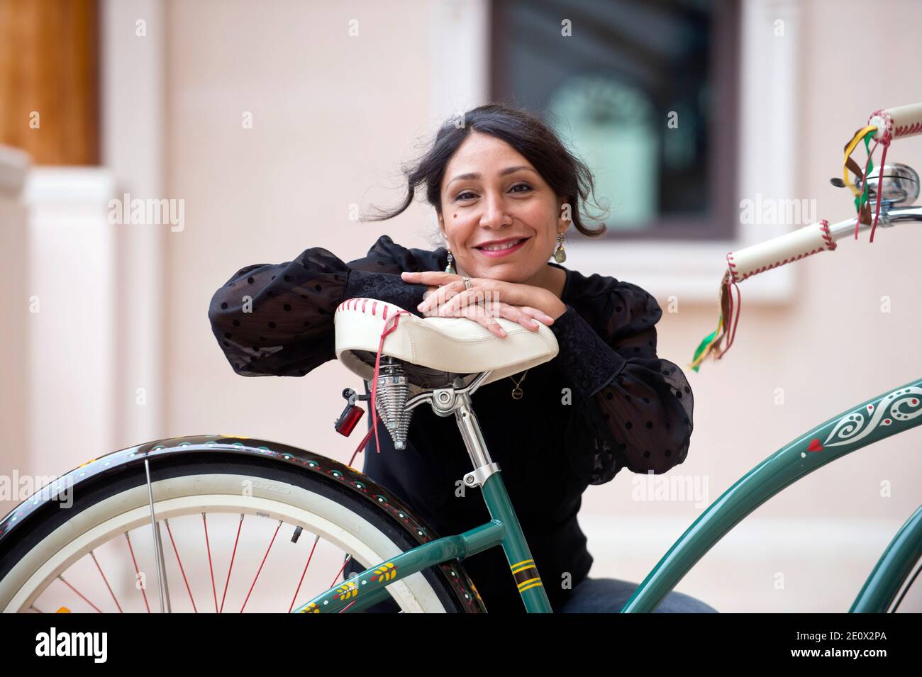 Al mansour dubai hi-res stock photography and images - Alamy