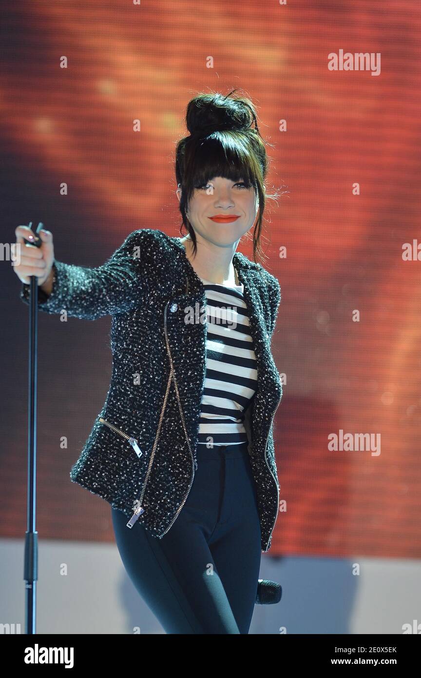 Carly Rae Jepsen 2012 High Resolution Stock Photography and Images - Alamy