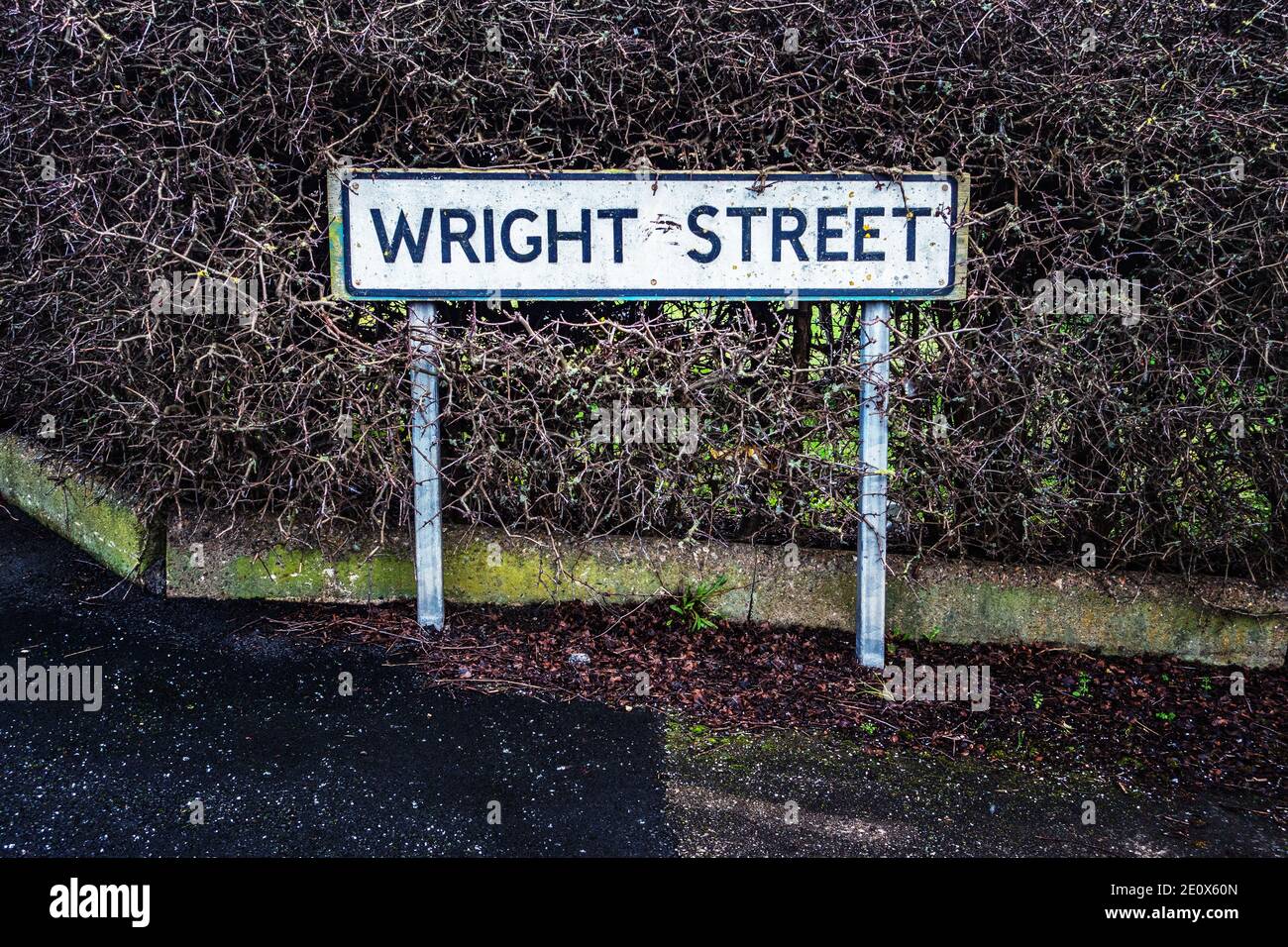 Wright or wrong hi-res stock photography and images - Alamy