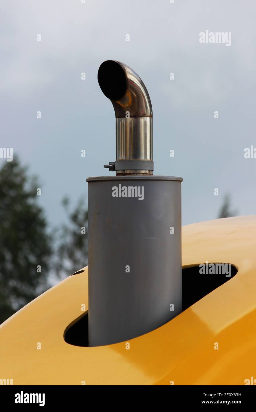 Construction truck exhaust pipe hi-res stock photography and images - Alamy