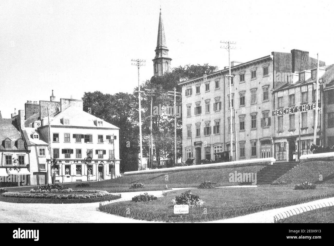 Exterior hôtel de ville Black and White Stock Photos & Images - Alamy