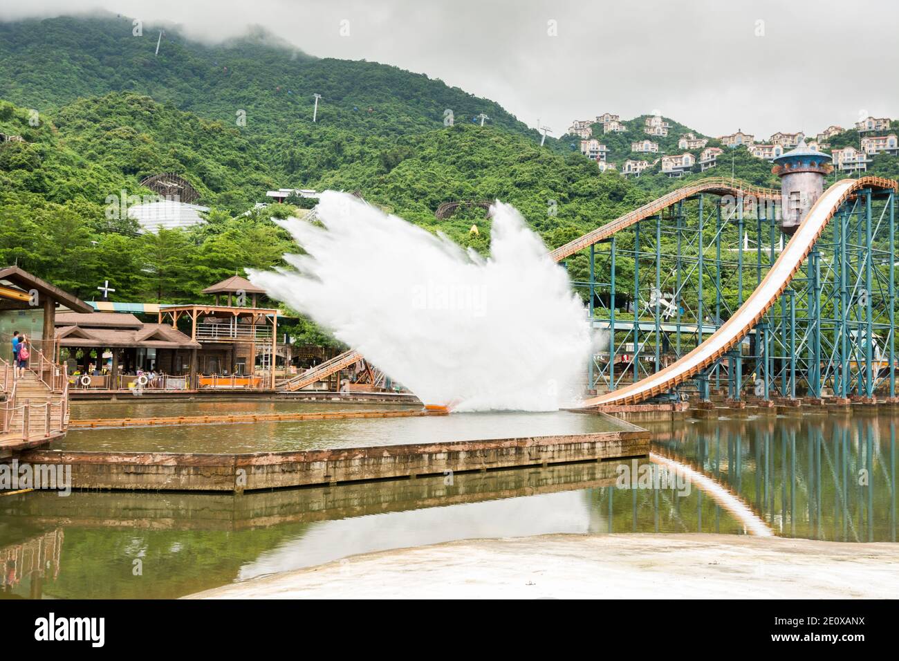 Raft slide hi-res stock photography and images - Alamy