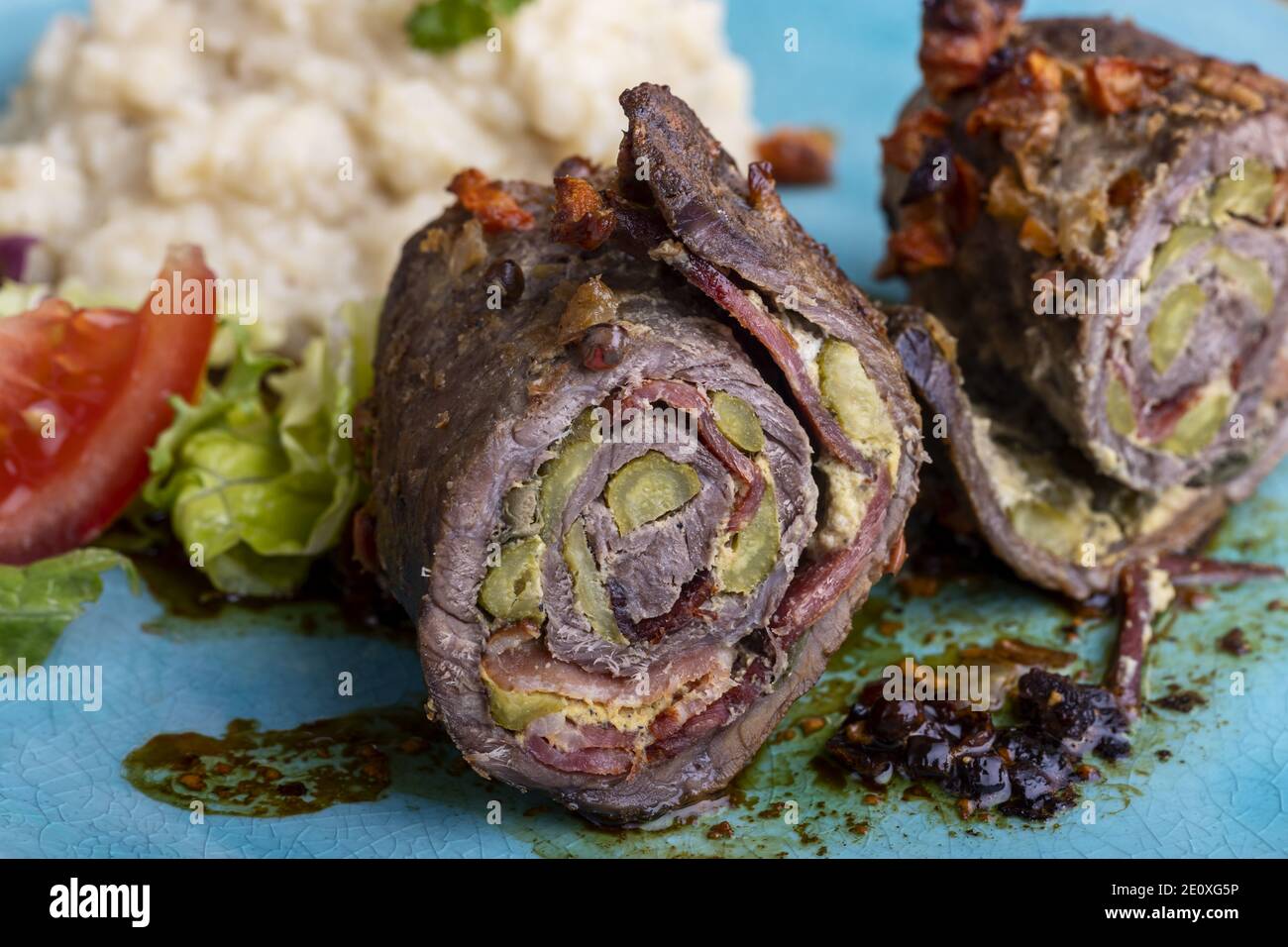 Rinderroulade hi-res stock photography and images - Alamy