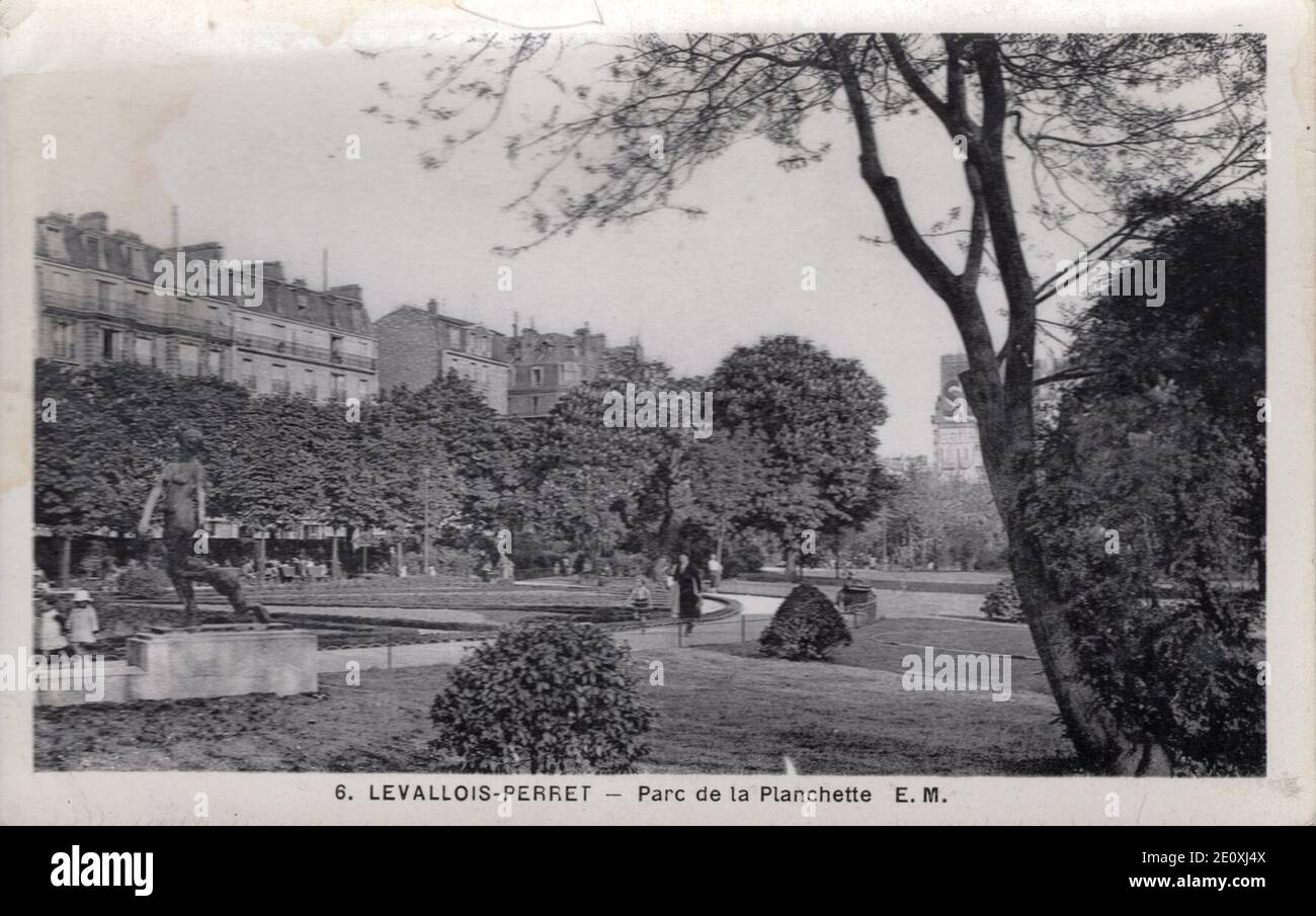 Levallois-Perret.Parc de la Planchette Stock Photo - Alamy
