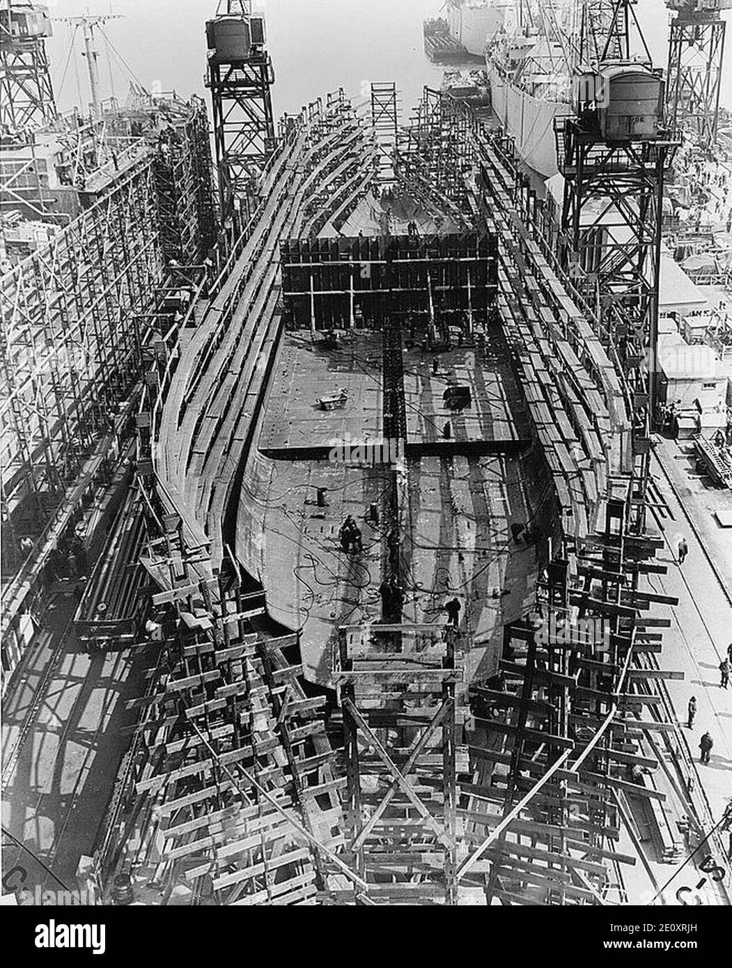 Liberty ship construction 05 midship bulkhead Stock Photo - Alamy