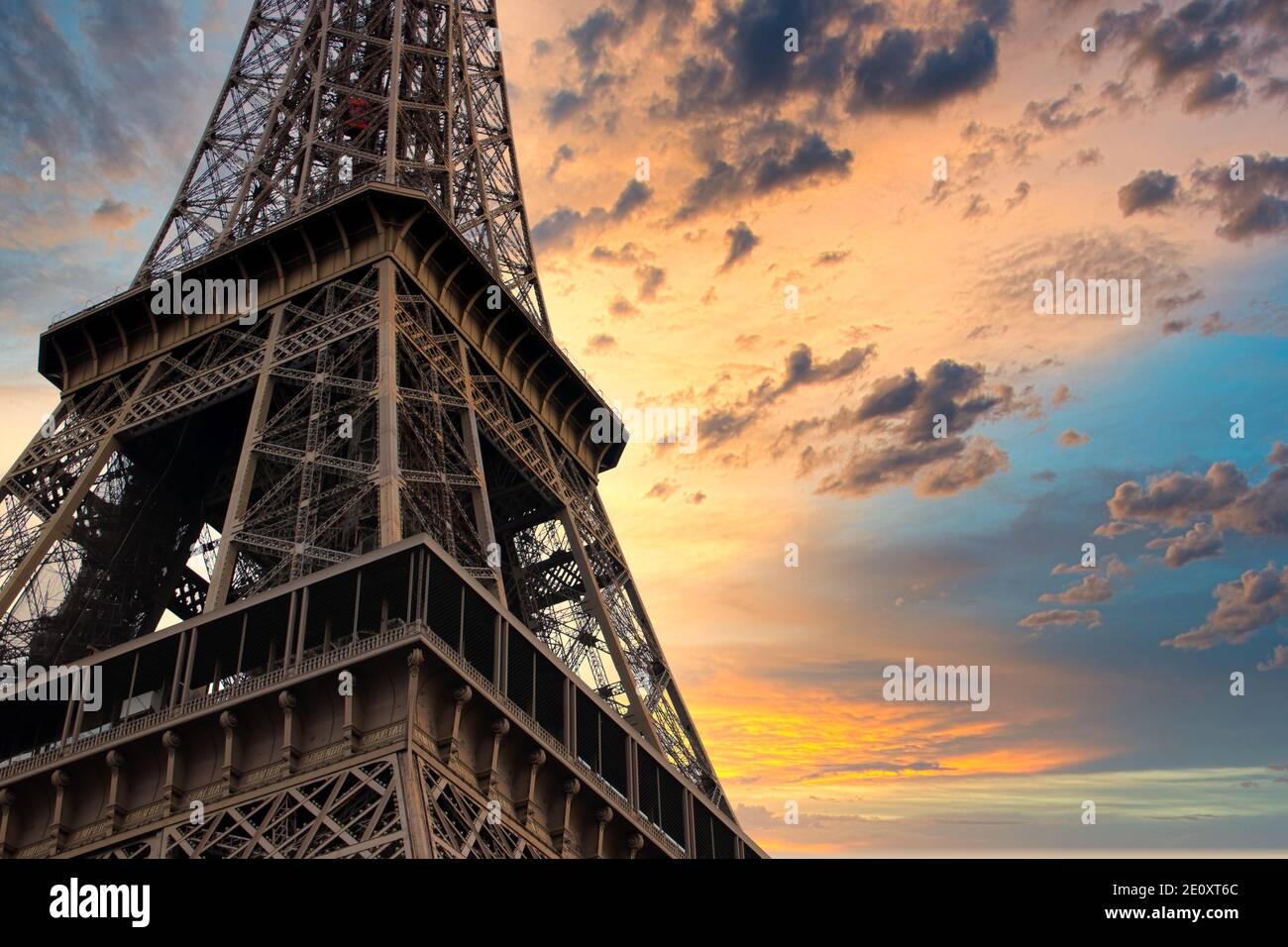 The Famous Eiffel Tower At Sunset In Paris Stock Photo - Alamy