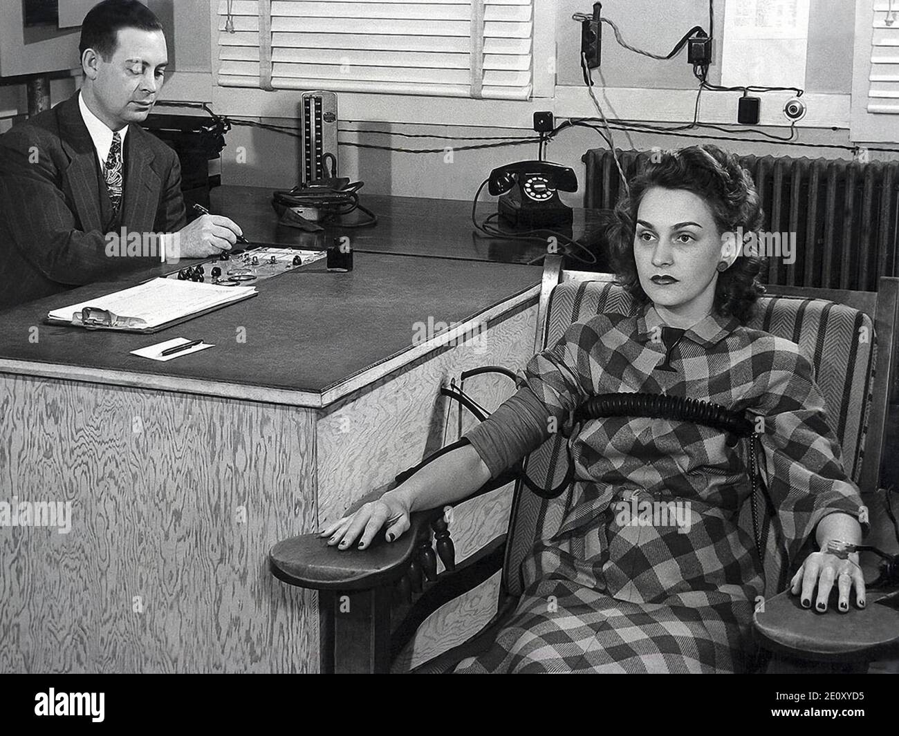 Lie detector test Stock Photo - Alamy