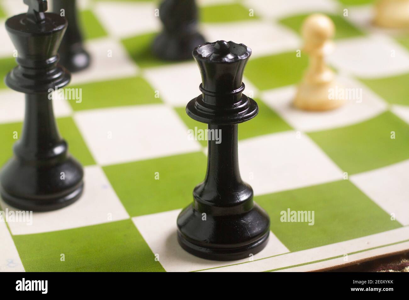 Queen move hi-res stock photography and images - Alamy