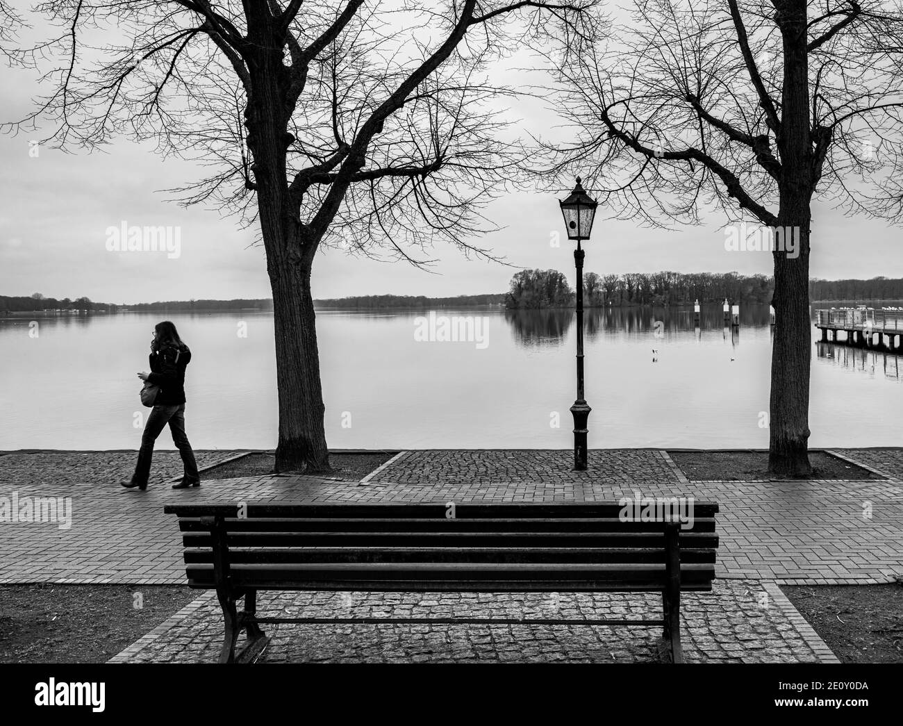 Regen rain Black and White Stock Photos & Images - Alamy