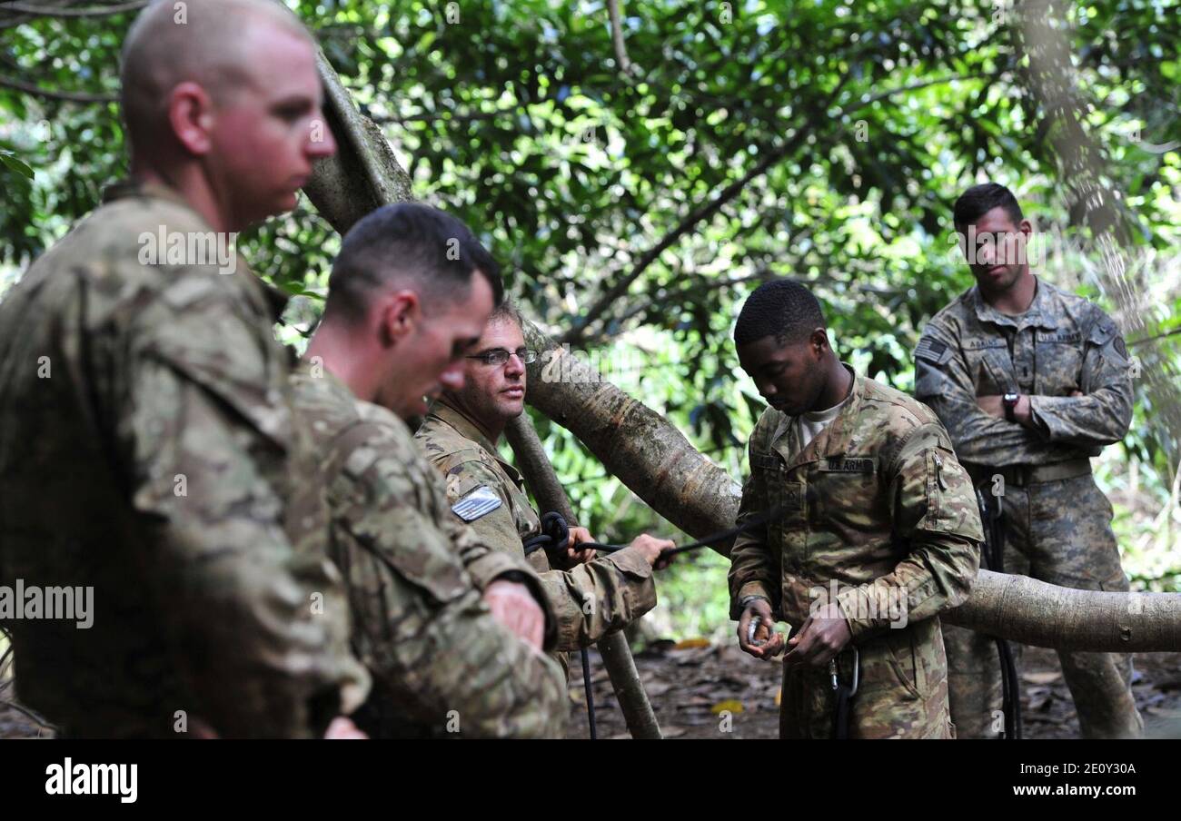 Lightning Academy transitions Joint Force from Desert to Jungle 160309 ...