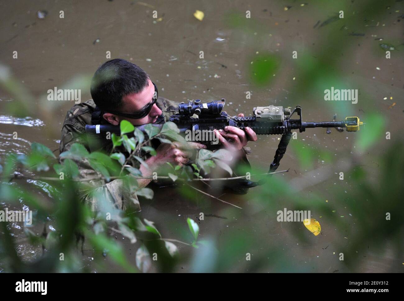 Lightning Academy transitions Joint Force from Desert to Jungle 160309 ...