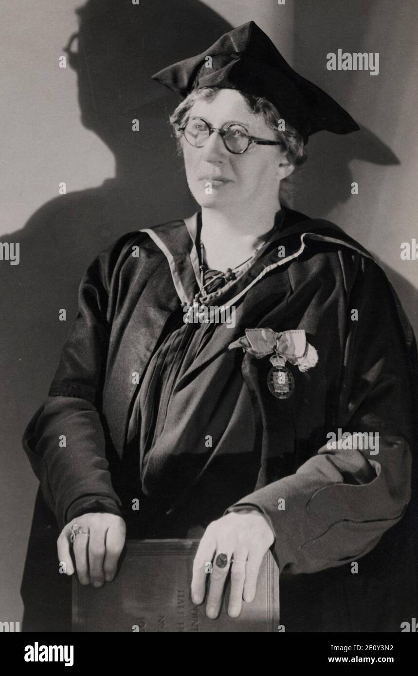 Lilian baylis hi-res stock photography and images - Alamy