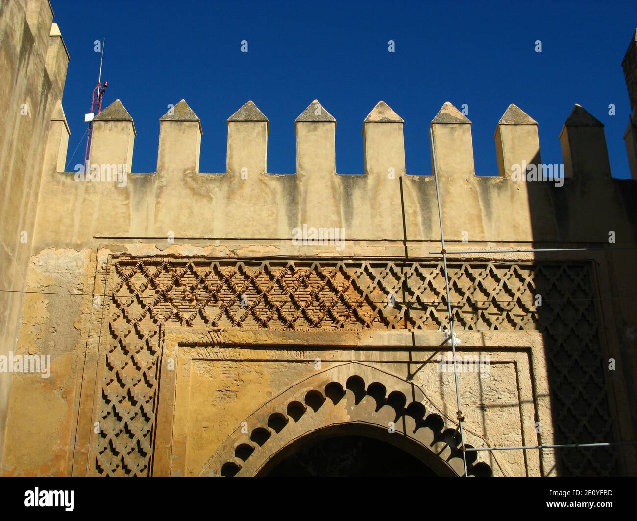 The ancient gate in medina of Fez, Morocco Stock Photo - Alamy