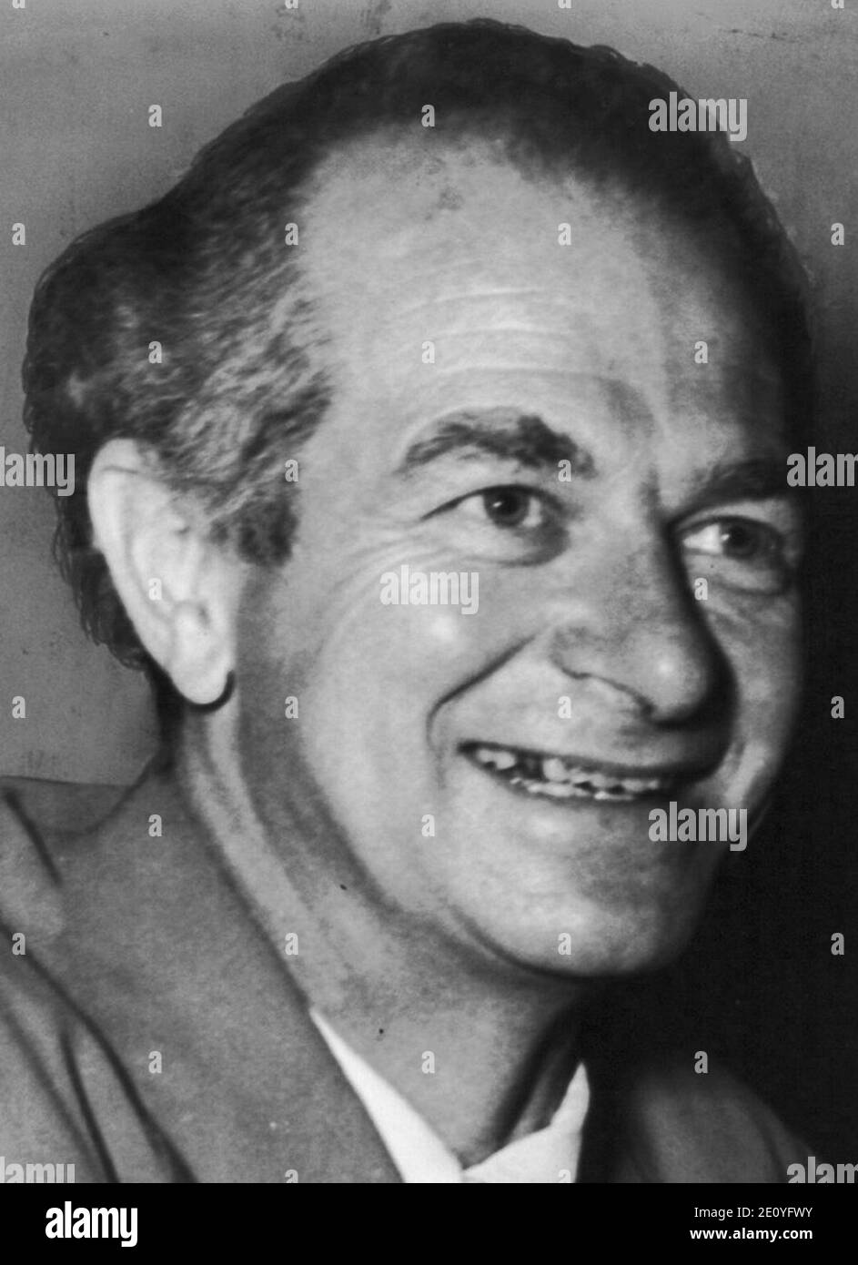 Linus pauling hi-res stock photography and images - Alamy