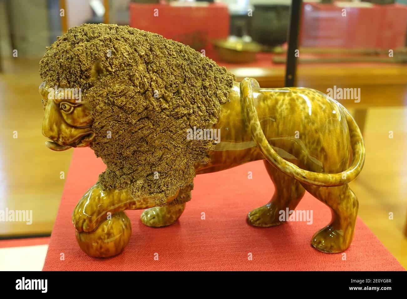 Lion with 'coleslaw' type mane, U.S. Pottery Company, Bennington VT, c ...
