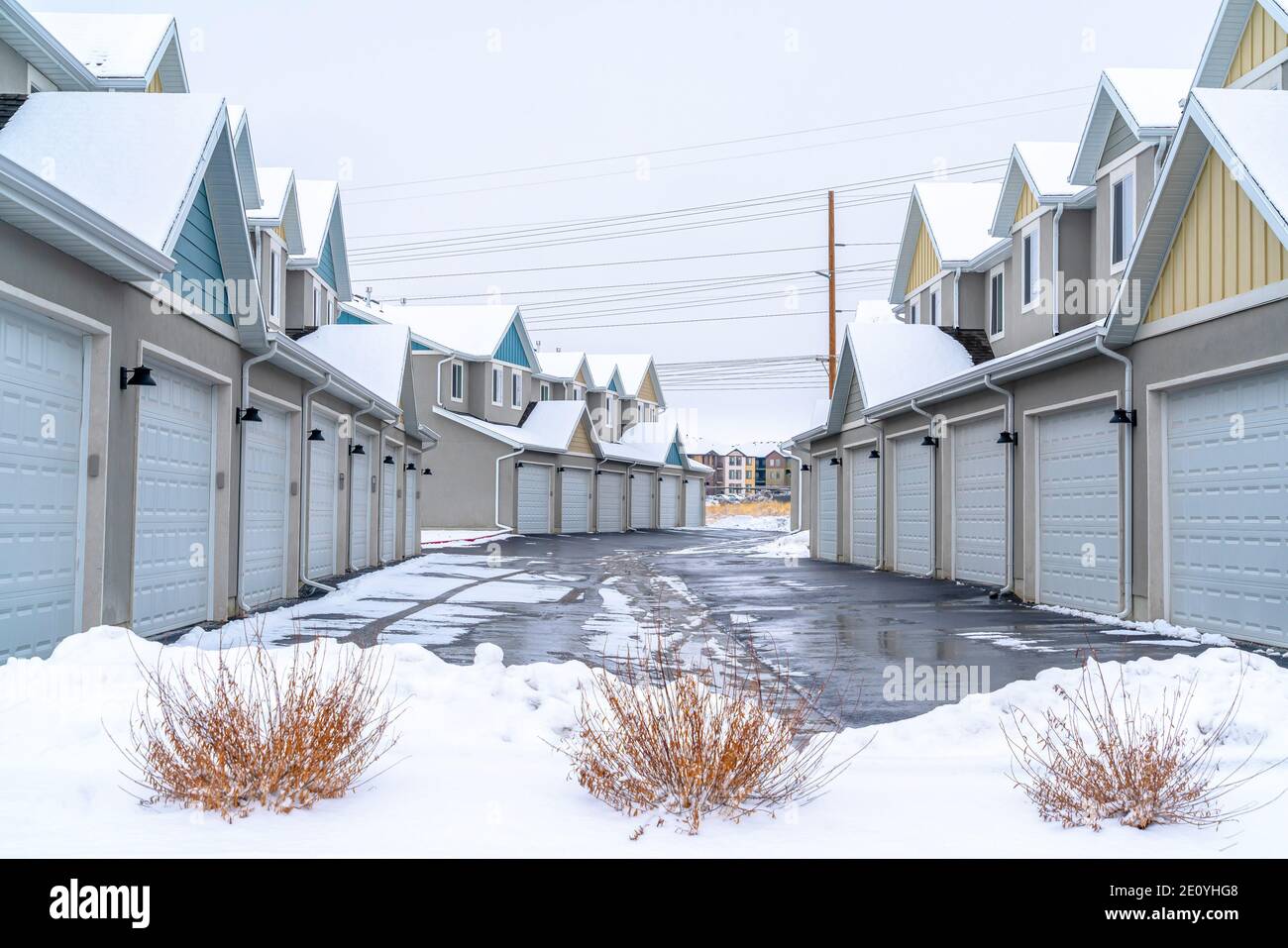 Winter view neighborhood wet hi-res stock photography and images - Alamy