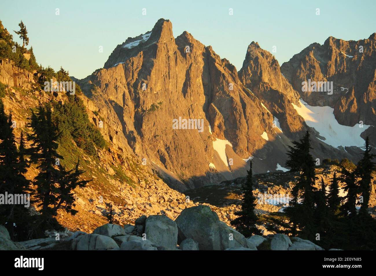 Little big chief mountain hi-res stock photography and images - Alamy