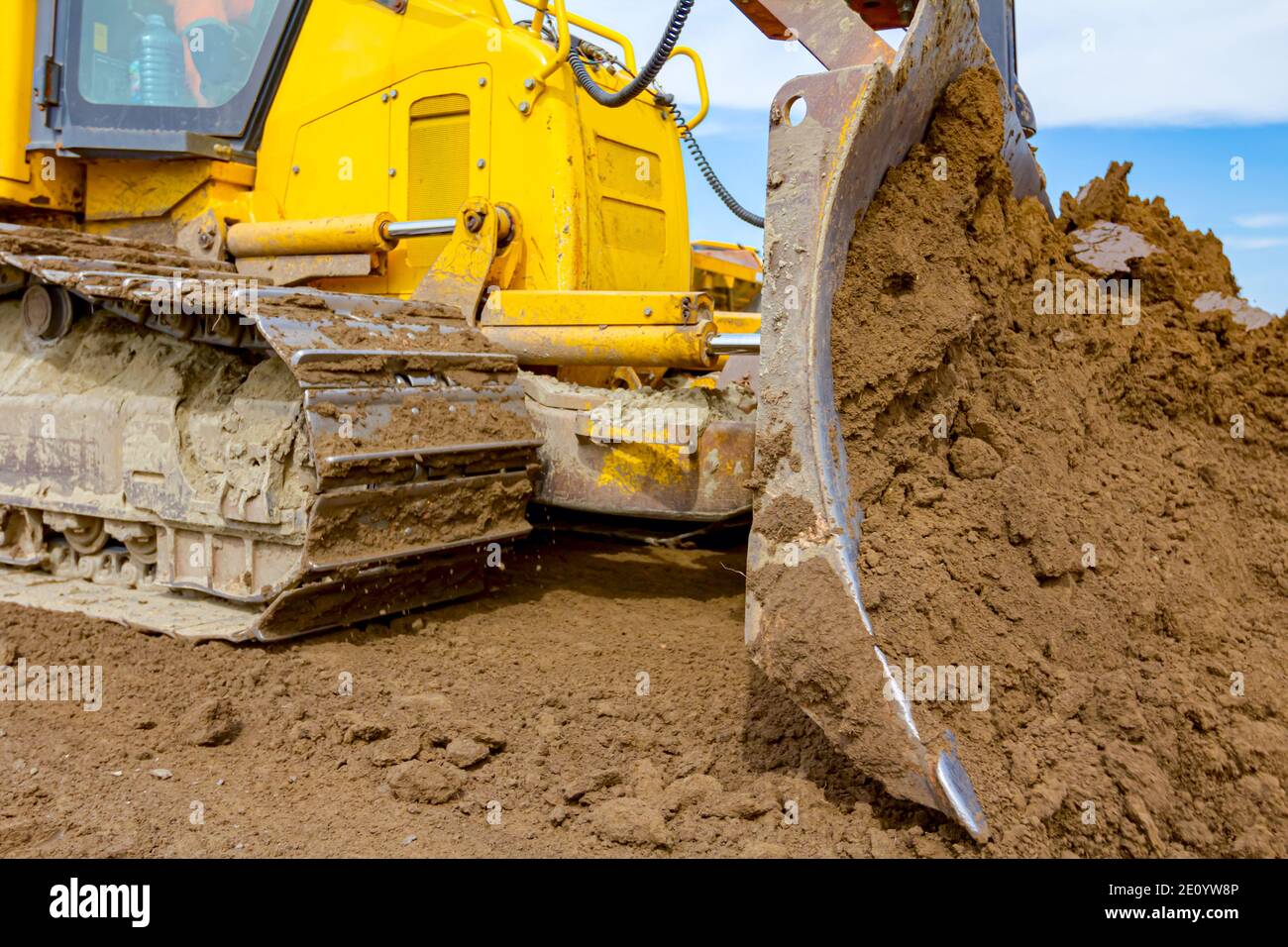 Bulldozer Side View High Resolution Stock Photography and Images - Alamy