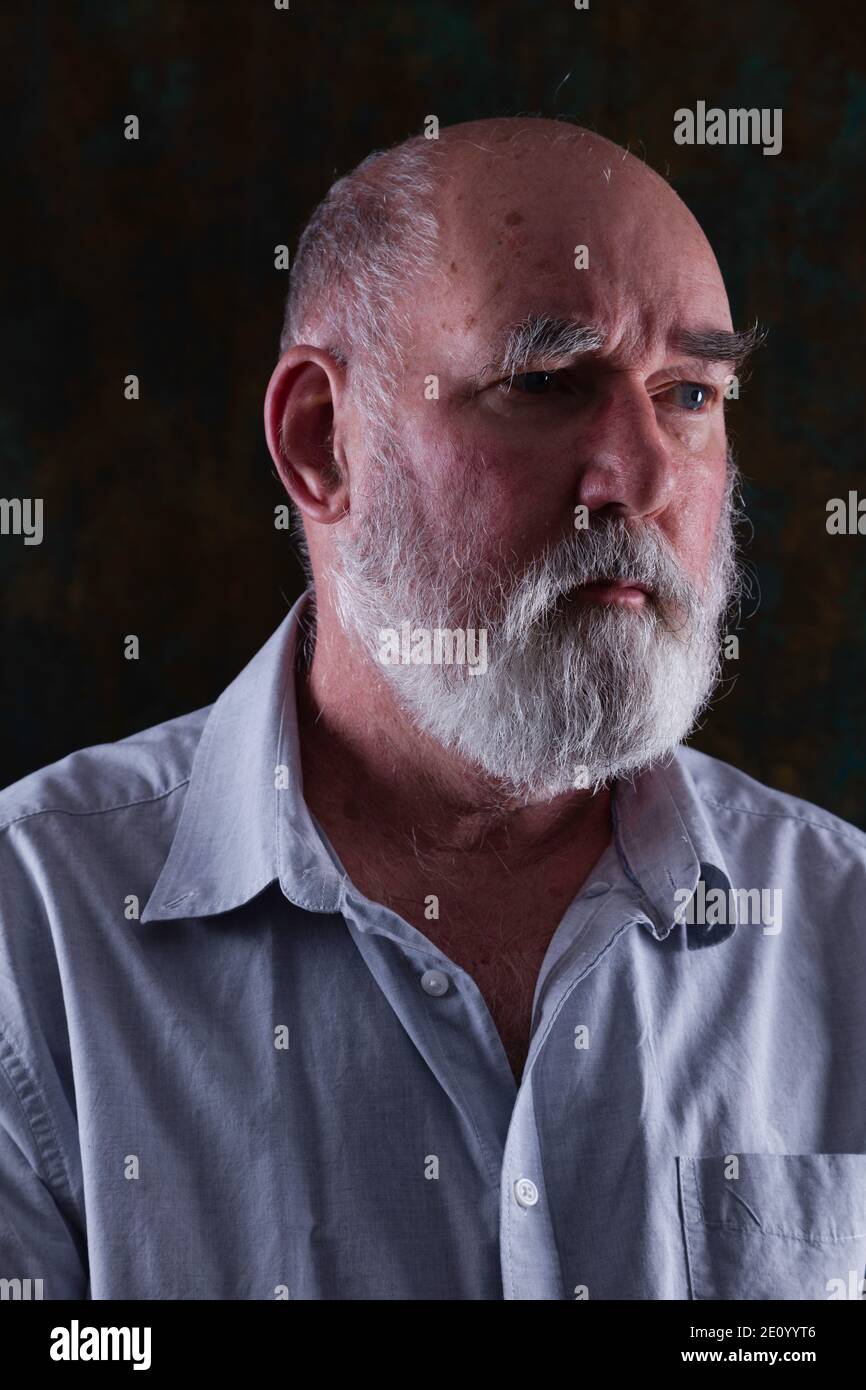 Portrait of an old man in his 70s Stock Photo - Alamy