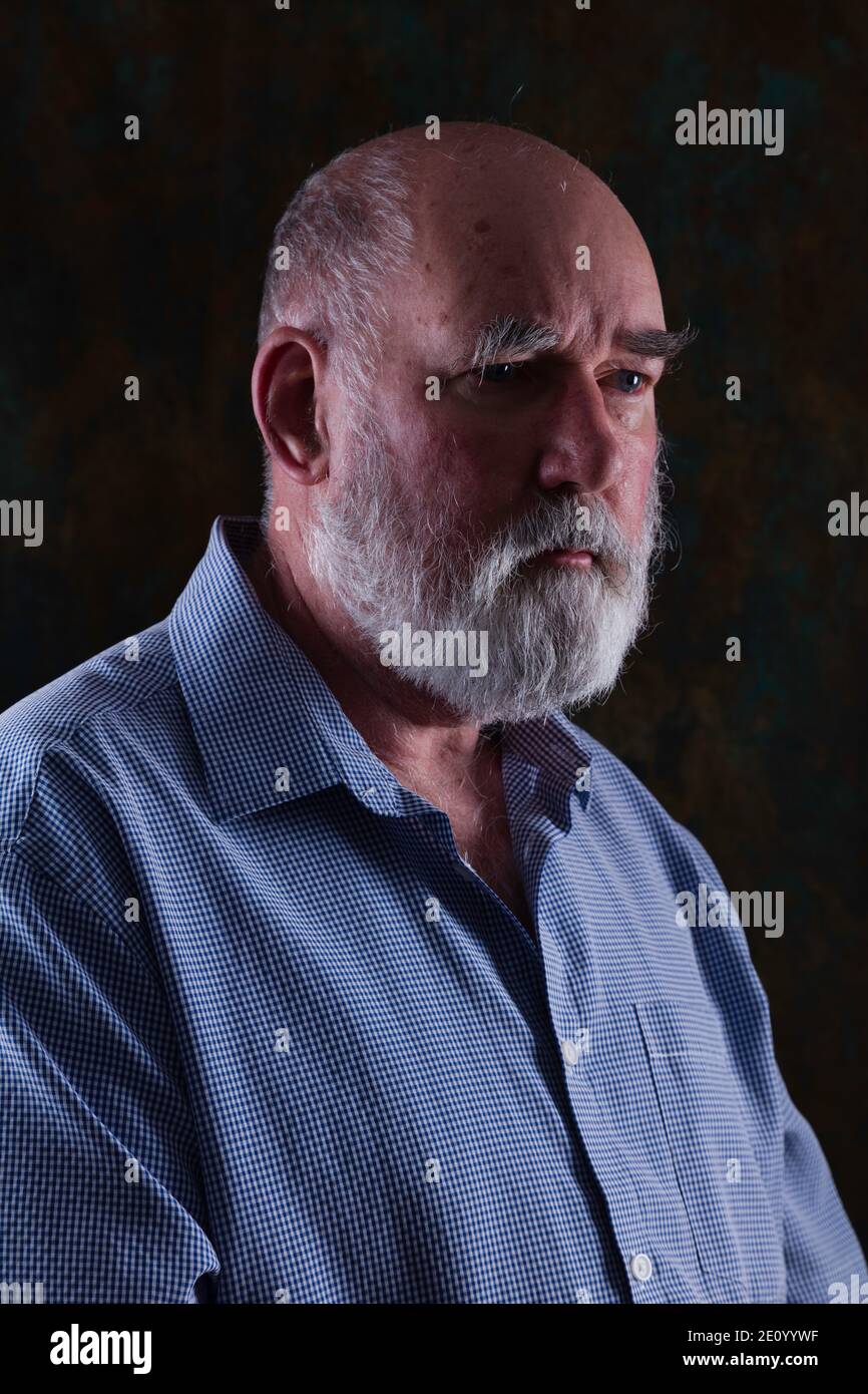 Portrait of an old man in his 70s Stock Photo - Alamy