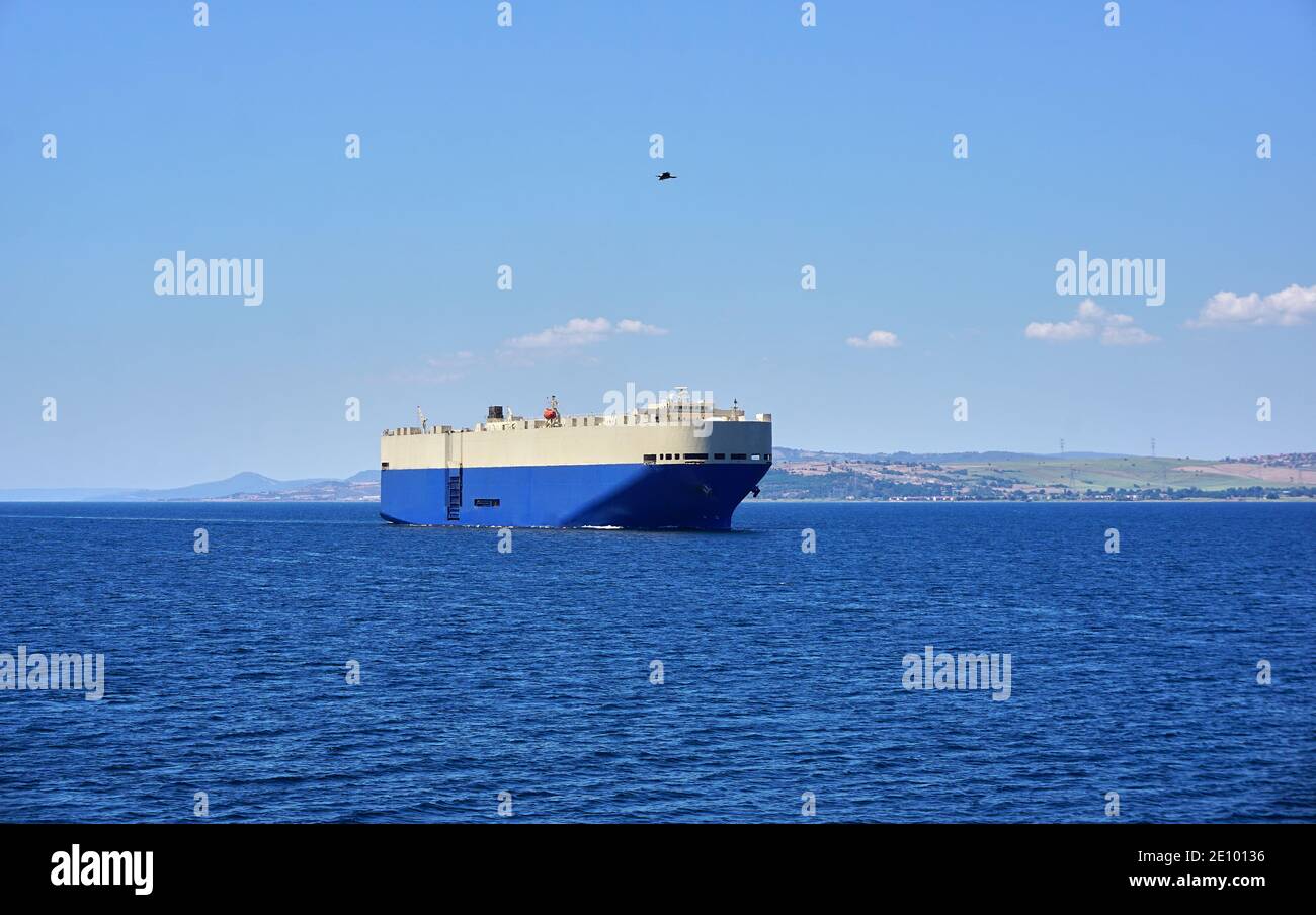 Large cargo shipping boat crossing hi-res stock photography and images ...