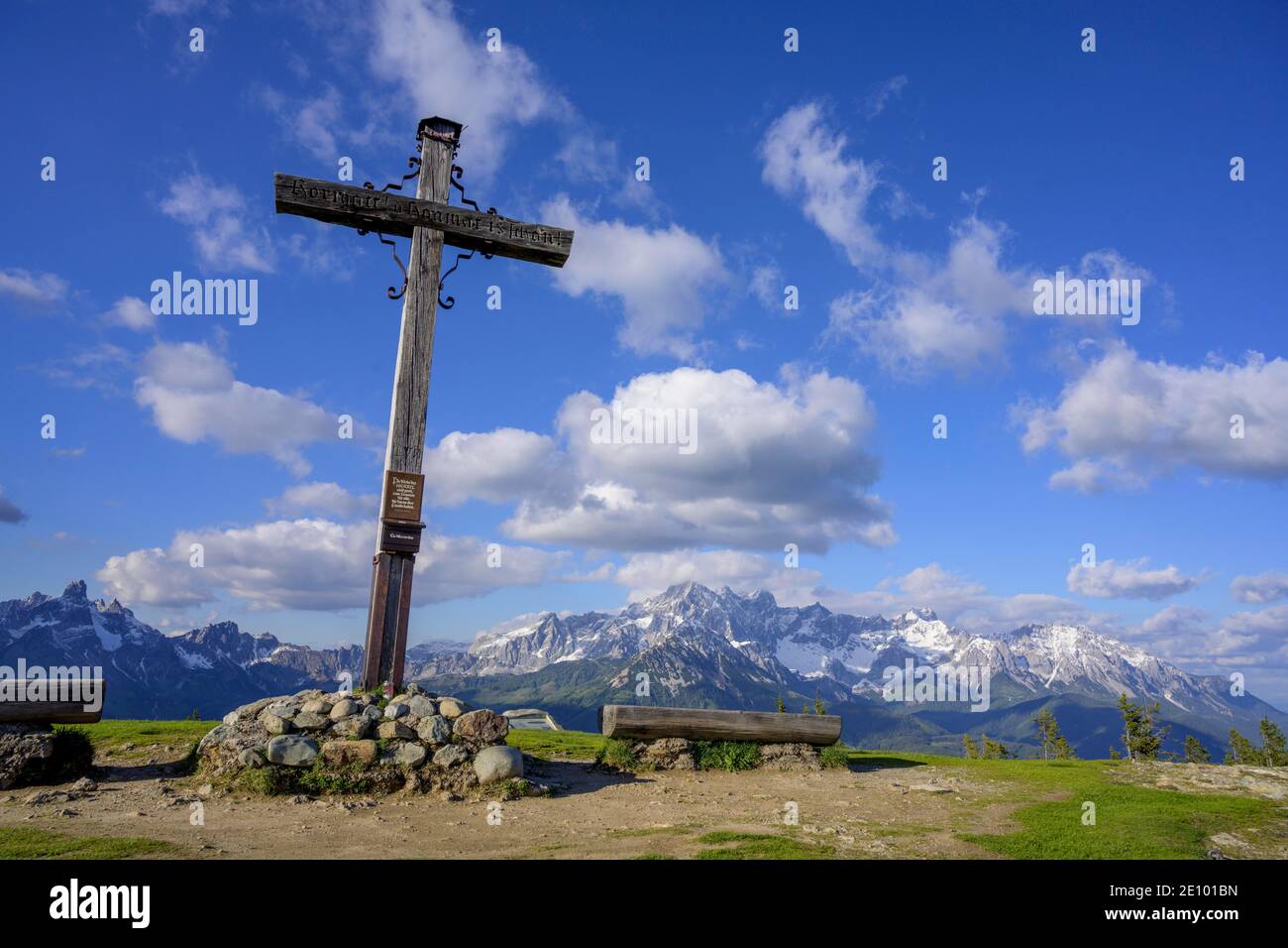 Roßbrand summit cross with Dachstein massif, Radstadt, Salzburg ...